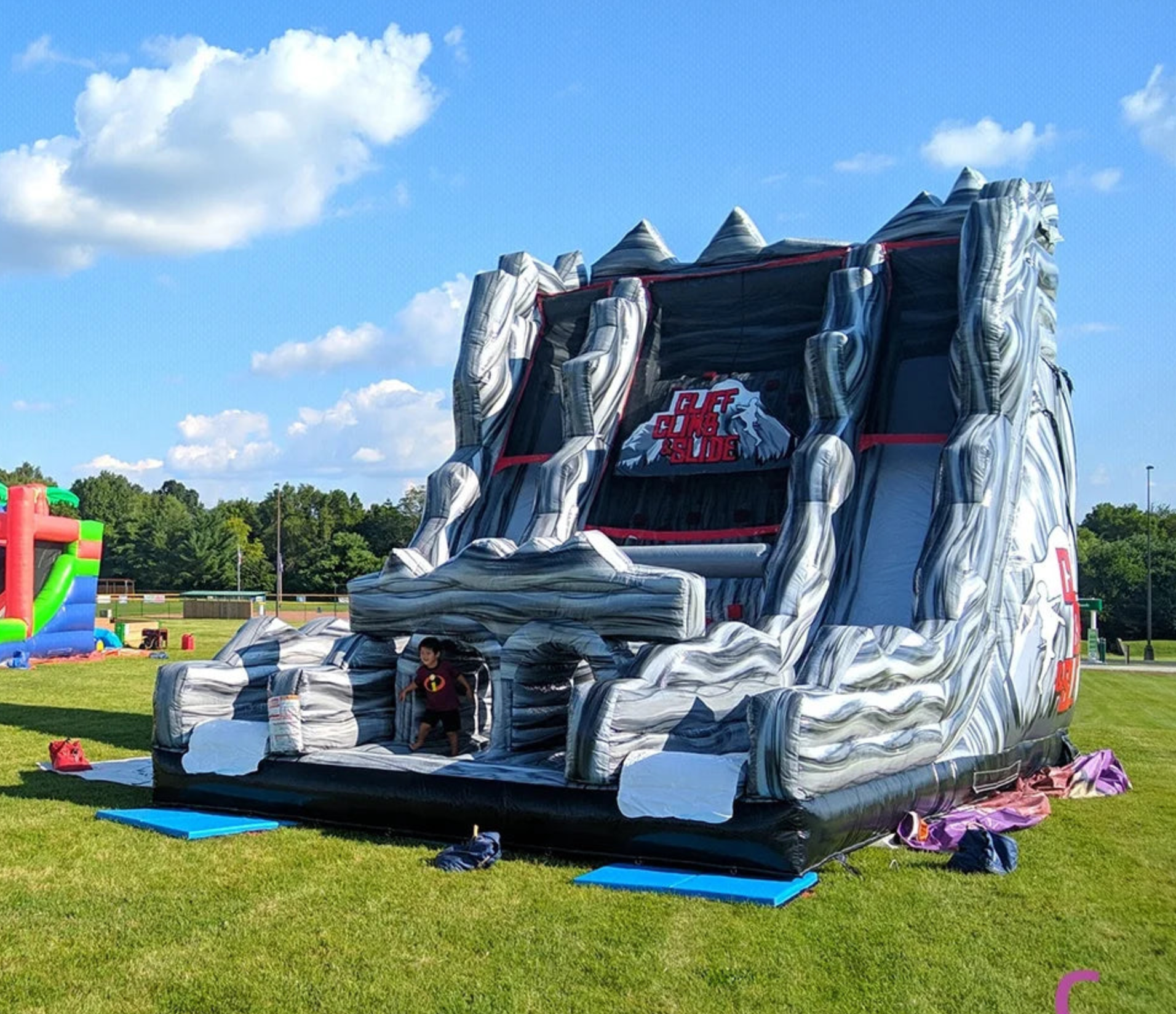 Giant Inflatables – InterCyprus Trading Ltd
